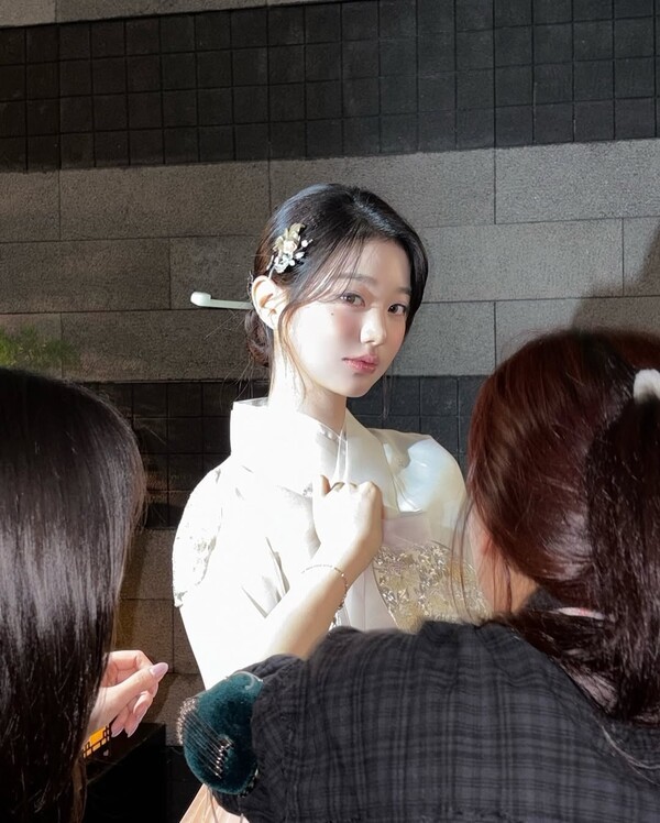 장원영, 한복 입고 전한 고운 자태…APEC 홍보 영상 비하인드 공개